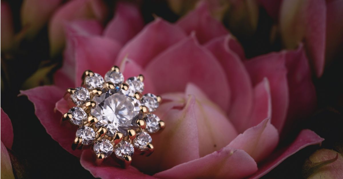 Piercing: História, Cuidados e Estilos Modernos